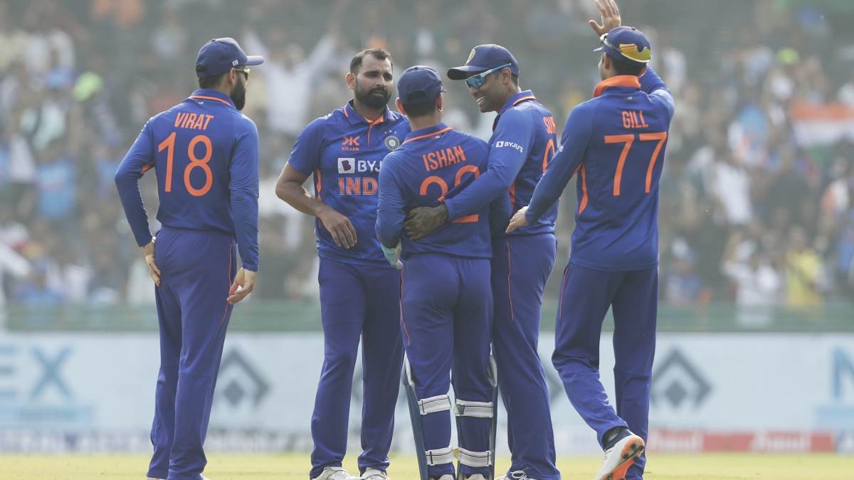 Mohammed Shami record: मोहम्मद शमी ने एकसाथ 6 दिग्गज गेंदबाजों को ... Mohammed Shami record: मोहम्मद शमी ने एकसाथ 6 दिग्गज गेंदबाजों को ...