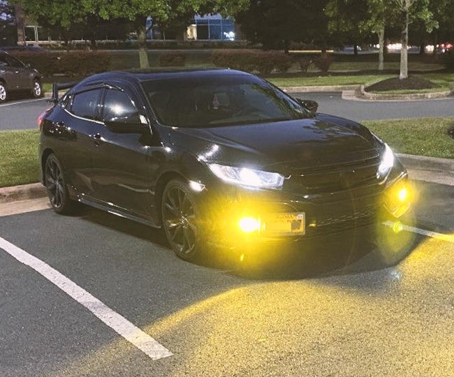 येलो या व्हाइट? आपके गाड़ी के लिए कौन से रंग की रोशनी रहेगी बेस्ट ...