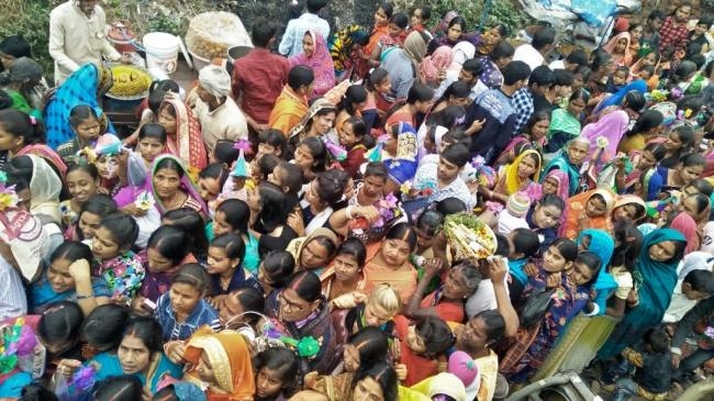 चैनपुर प्रखंड के छह शिव मंदिरों में हुआ रुद्राभिषेक - Rudrabhishek took ...