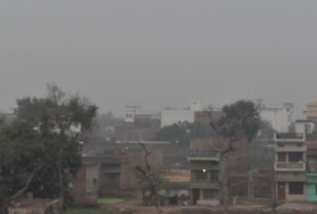 मौसम ने ली करवट, बूंदाबांदी से हुआ ठंड में इजाफा - Weather took a turn ...