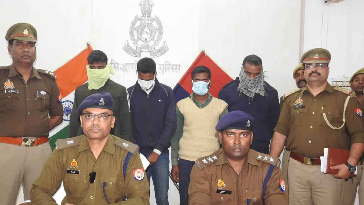 UP Crime: लाखों रुपये देने के बावजूद भी नहीं मिल पाई नौकरी तो युवकाें ...