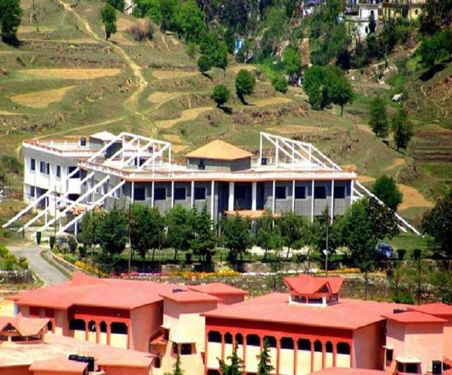 कुमाऊं प्रौद्योगिकी संस्थान द्वाराहाट में 53 विद्यार्थी संक्रमित, 40 ...