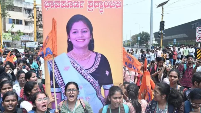 Hubli Murder Case: 'आठ महीने पहले नेहा के परिवार ने मुझे फोन...' बेटे ...