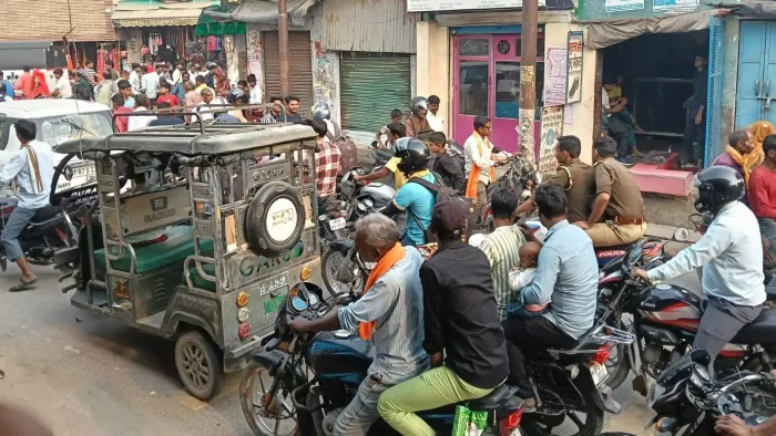 मुख्यमंत्री योगी आदित्यनाथ की घाेषणा से कासगंज में खुशी का माहौल, लोगों ...