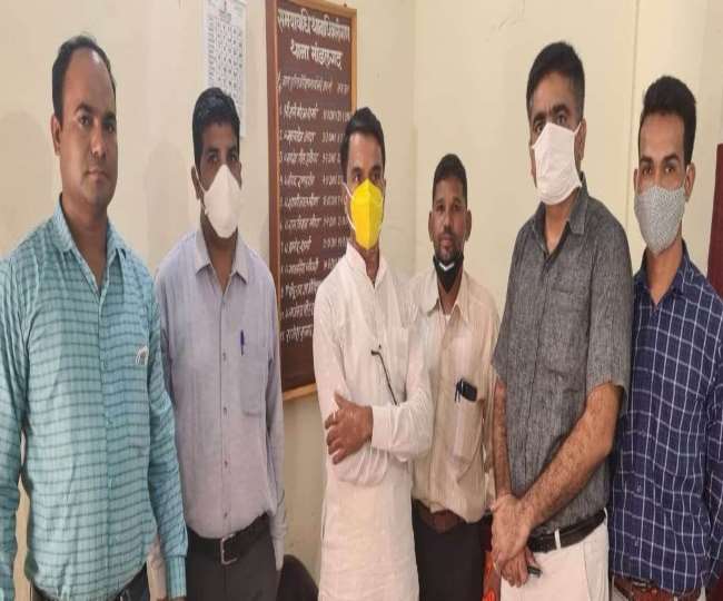 Rajasthan: मांडलगढ़ नगर पालिका अध्यक्ष संजय डांगी रिश्वत लेते गिरफ्तार ...