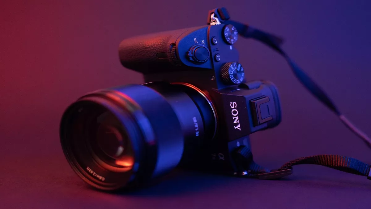 प्रोफेशनल फोटोग्राफर्स के बीच इन Best Sony Cameras ने मचा दी खलबली ...