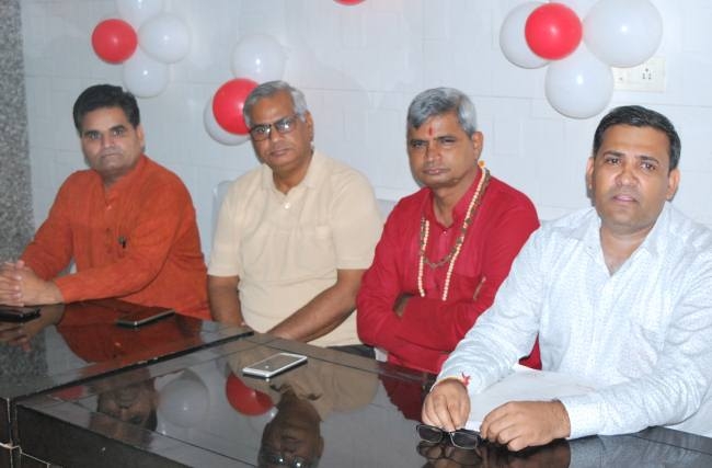 नई परिवहन नीति से स्कूल संचालक त्रस्त - schools owners in tanssion due ...