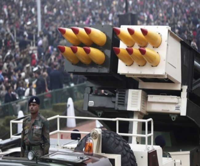 Indian Pinaka Missile: LAC पर तैनात होगी भारत की ये मिसाइल, इसकी ...