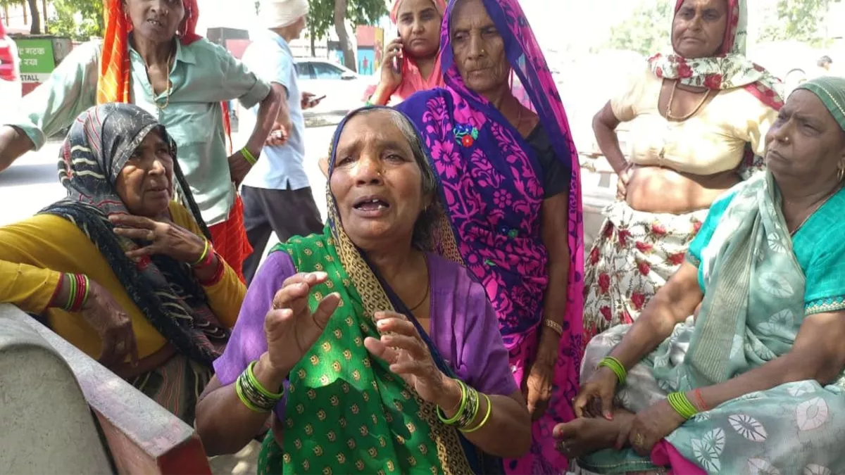 Ghaziabad Encounter: एनकाउंटर में मारे गए बदमाश की मां ने कहा- बेटा 30 साल से घर नहीं आया - ncr ...