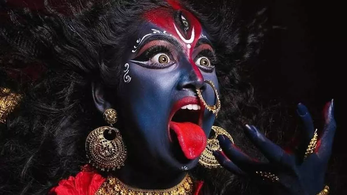 धनबाद में 250 साल पुराना मां काली का है एक ऐसा मंदिर, जहां पांच पीढि़यों से दलित पुजारी करा रहे ...