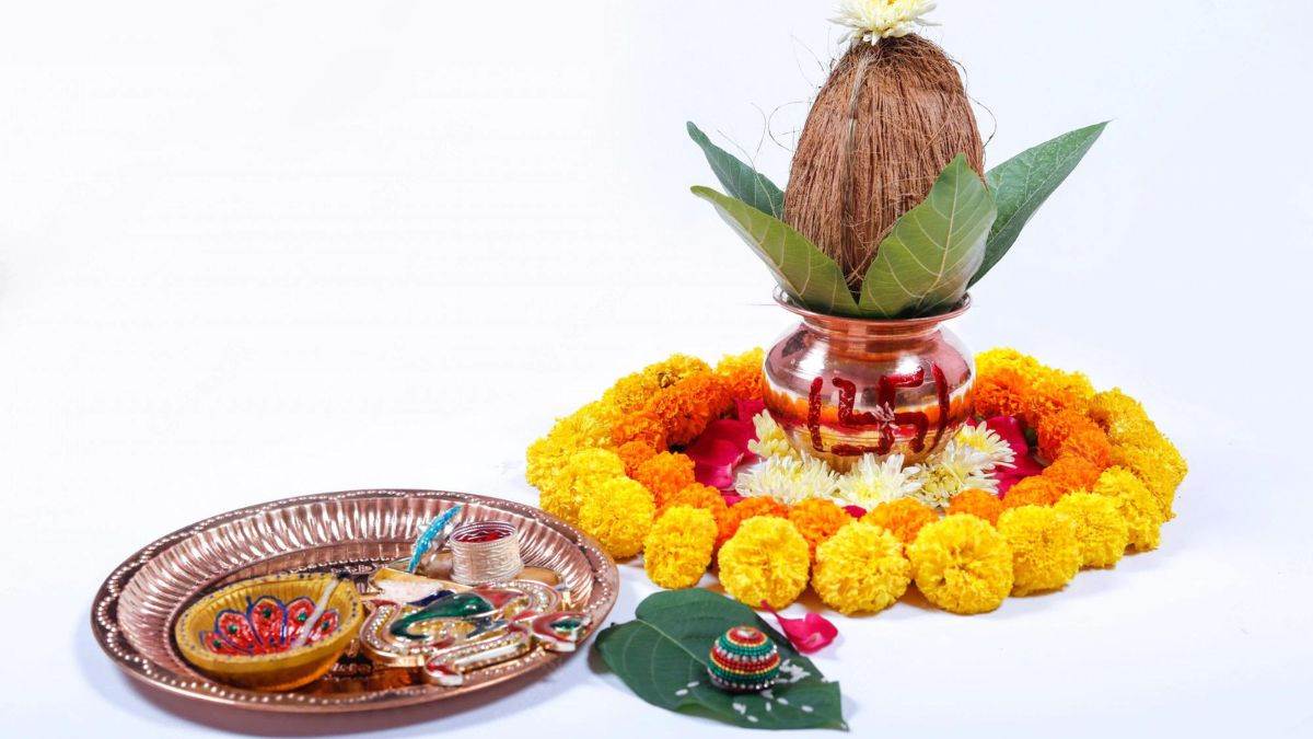 Puja Path: पूजा-पाठ में इसलिए किया जाता है नारियल का इस्तेमाल, जानें ...