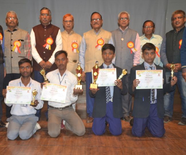 Bharat Vikas Parishad क्विज प्रतियोगिता के माध्यम से बच्चों को याद करा ...