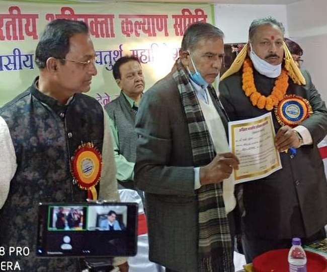 पटना में अधिवक्ता रत्न से सम्मानित हुए झारखंड स्टेट बार काउंसिल के वाइस ...