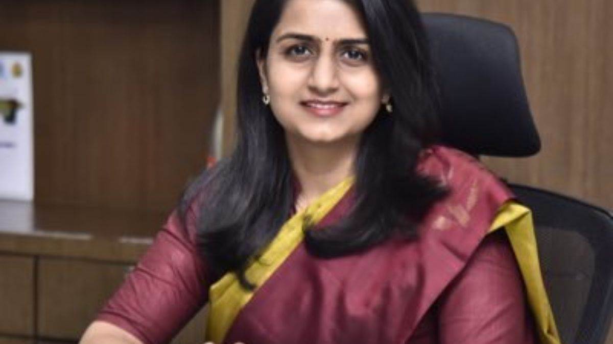 IAS Success Story: पहले अटेम्प्ट में सौम्या को मिली UPSC सिविल सेवा ...