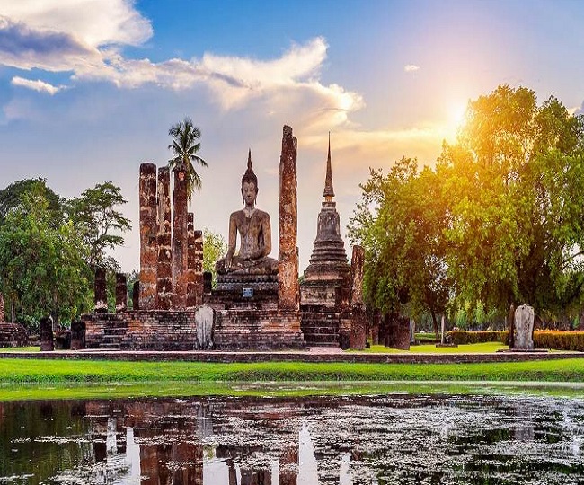 Angkor Wat Mandir: अंगकोर वाट की खूबसूरती छू लेगी आपका दिल, जानिए ...