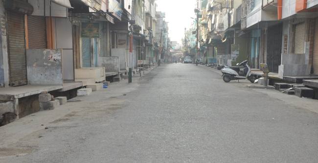 जनता ने ऐसा लगाया क‌र्फ्यू हर ओर बस सन्नाटा ही सन्नाटा - janta curfew ...