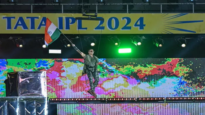 IPL 2024 Opening Ceremony: बड़े मियां-छोटे मियां सहित स्टार्स ने फैंस ...