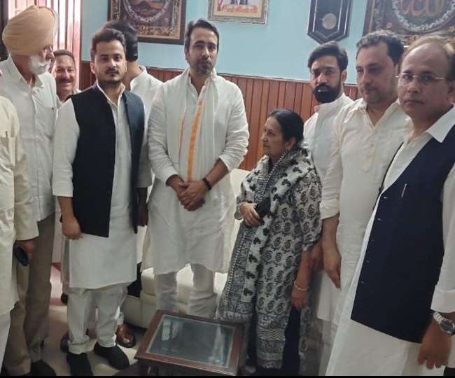 आजम खां की अखिलेश यादव से नाराजगी के बीच अब्दुल्ला से जयंत चौधरी की ...