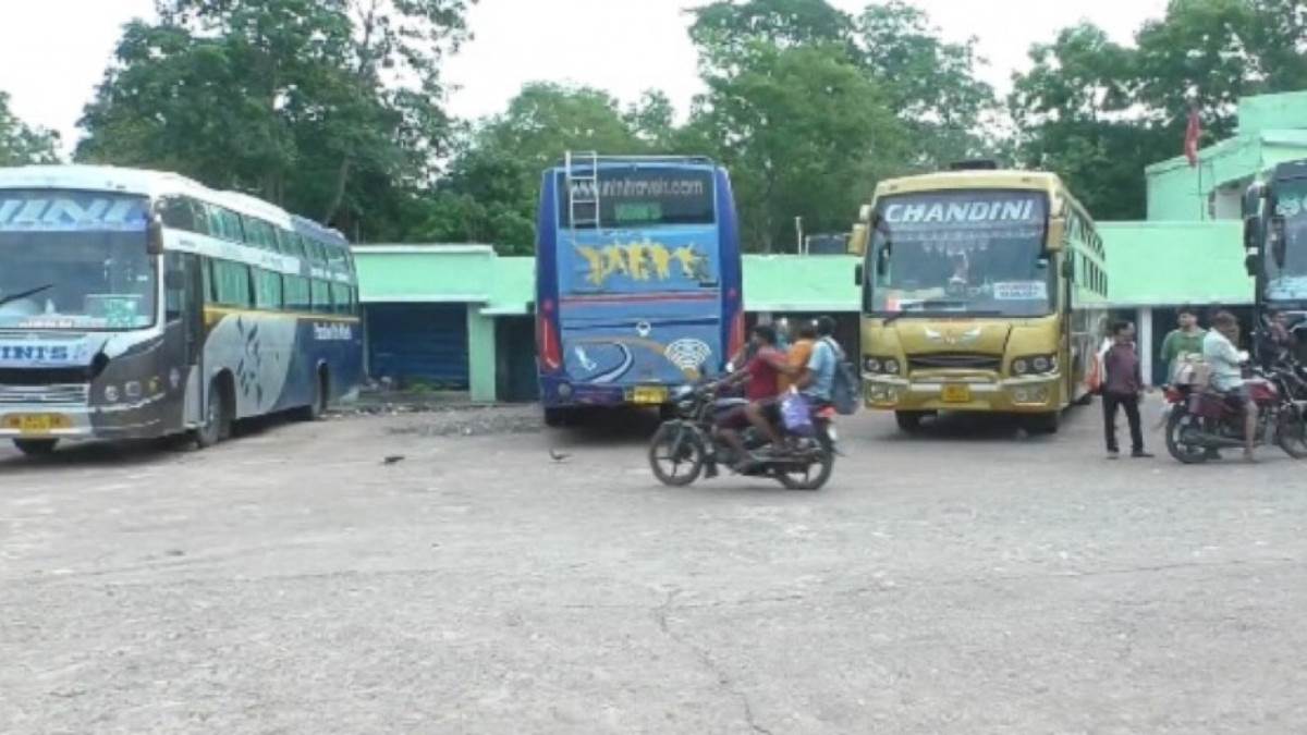Odisha News: बारीपदा बस स्टैंड पर दो गुटों में मारपीट, 7 घायल; बस ...