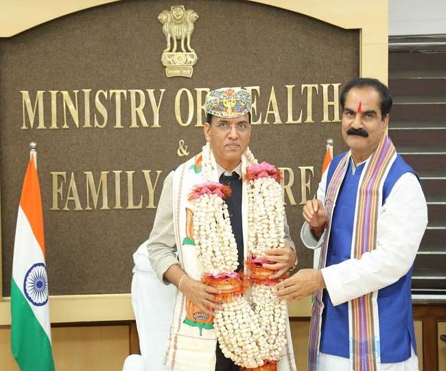 दरभंगा में एम्स निर्माण में देरी को लेकर केंद्रीय स्वास्थ्य मंत्री से ...