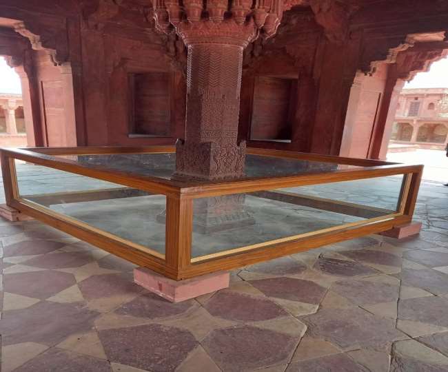 Fatehpur Sikri: दीवान-ए-खास के पिलर और तुर्की सुल्ताना के महल में लगा ...