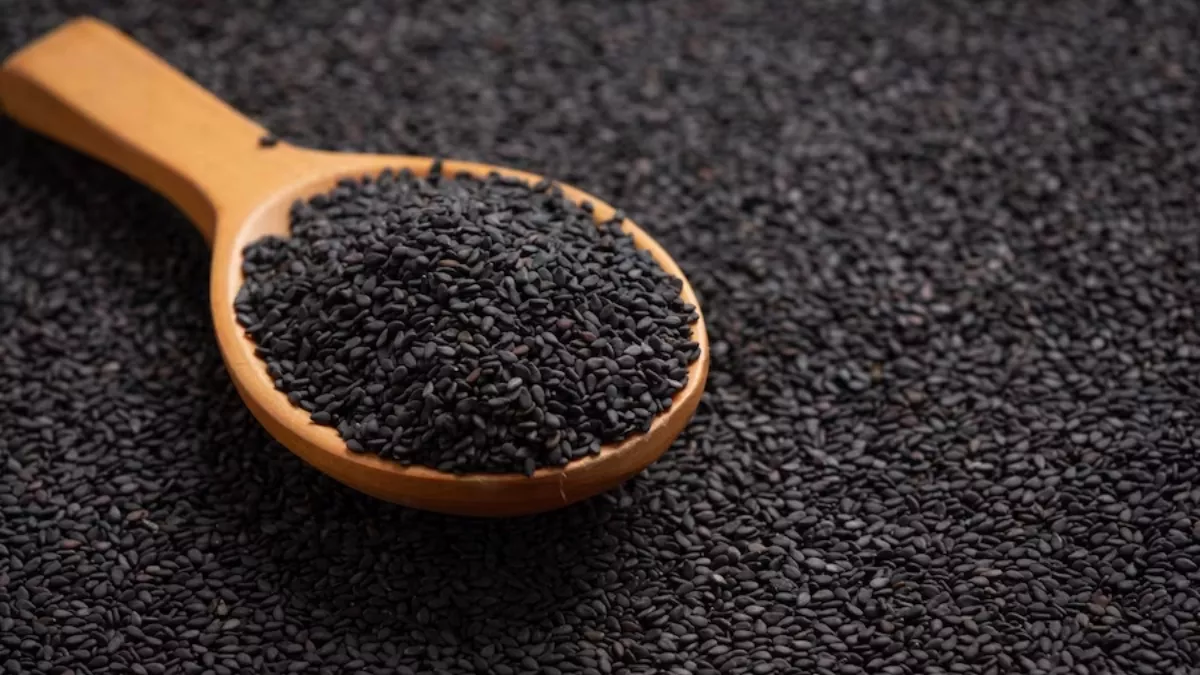 Kalonji Benefits सेहत को अद्भुत फायदे पहुंचा सकता है कलौंजी जानें इसे