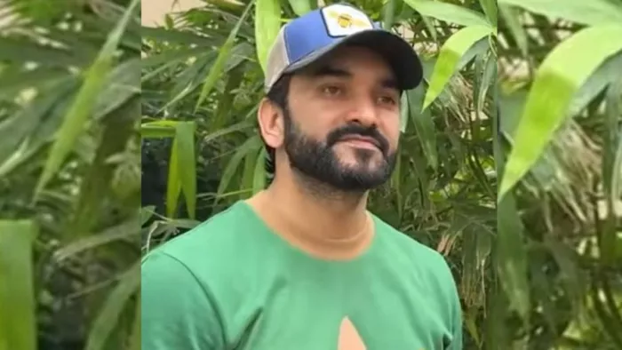 'हर एक गाने का एग्रीमेंट, किसी से कोई लेनदेन नहीं', हमले के बाद पहली बार मीडिया के सामने आए ...