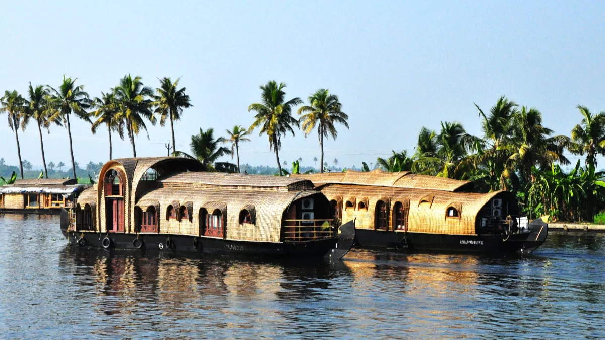 IRCTC Kerala Tour Package: लंबी छुट्टियों में बनाएं केरल घूमने का प्लान ...