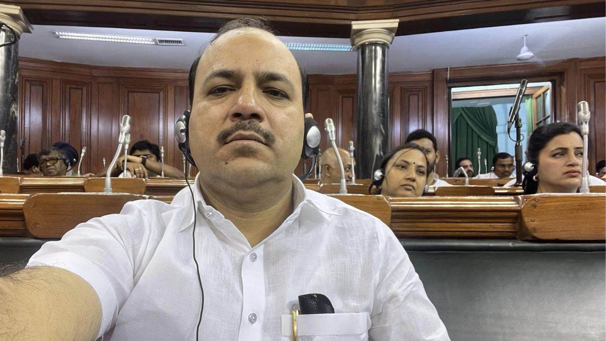 Danish Ali MP: कौन हैं कुंवर दान‍िश अली, जि‍न्‍हें भाजपा सांसद बिधूड़ी ने कहा 'आतंकवादी' और ...