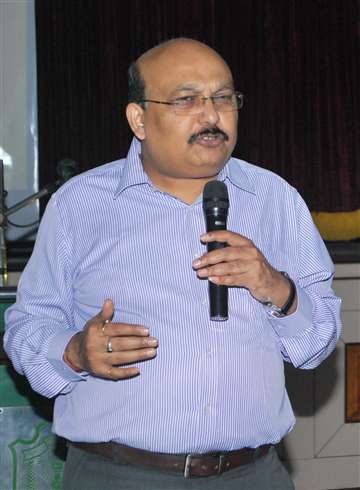 OMR शीट पर होंगी आठवीं, नौवीं और 11वीं की परीक्षाएं, नहीं होगा होम ...