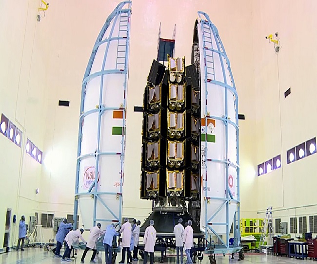 ISRO ने रचा इतिहास, सफल रहा पहला कामर्शियल प्रक्षेपण; OneWeb के 36 ...