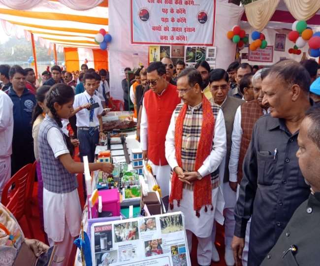 ताजनगरी में बोले डिप्‍टी सीएम, जिले के हर केंद्र पर रहेगी कंट्रोल रूम ...