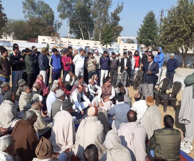 पांच गांवों की पंचायत ने दी छात्राओं को सुरक्षा की गारंटी, मनचलों पर ...