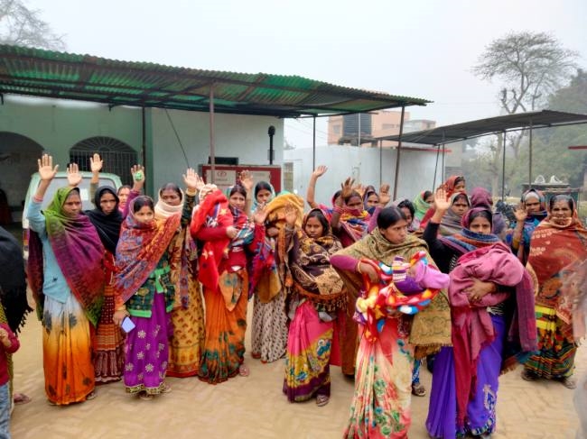 राघोपुर पीएचसी में बंध्याकरण ऑपरेशन को पहुंची महिलाओं ने किया हंगामा ...