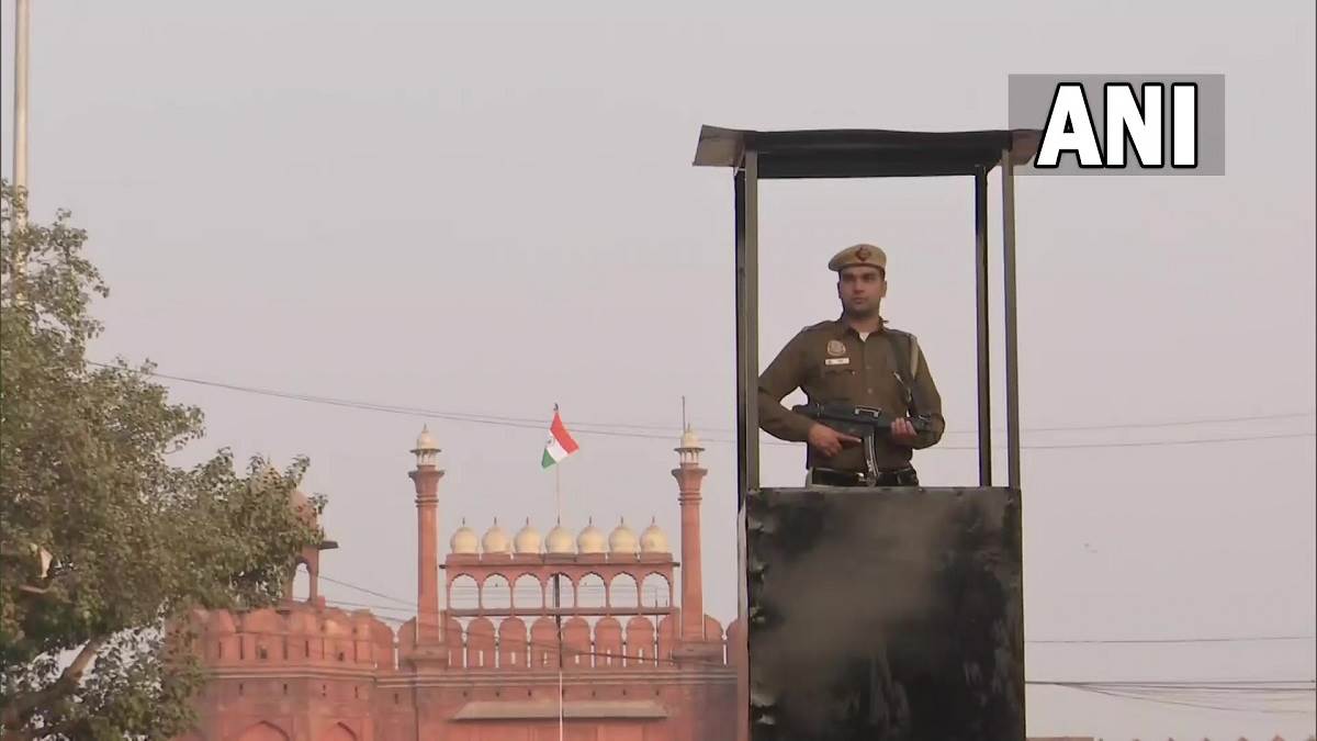 Republic Day 2023 हाई अलर्ट पर दिल्ली होटल और गेस्ट हाउस में पुलिस की ... Republic Day 2023 हाई अलर्ट पर दिल्ली होटल और गेस्ट हाउस में पुलिस की ...