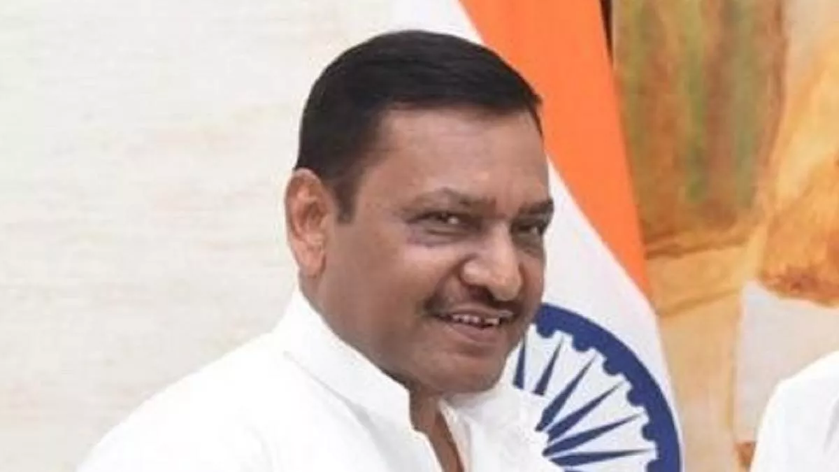 'अदाणी और अंबानी आज के ईस्ट इंडिया कंपनी, मीर जाफर सामने खड़ा', बिहार कांग्रेस अध्यक्ष का केंद्र ...