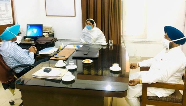 पावरकाम ने लोगों के काटे कनेक्शन न जोड़े तो होगा प्रदर्शन : मानूके ...