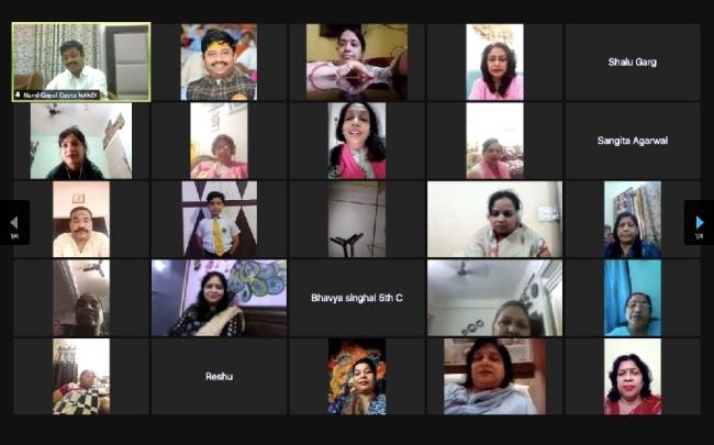 परिवार के साथ समाज सेवा से जुड़ें वैश्य समाज की महिलाएं - Women of ...