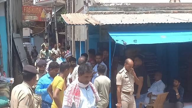 सासामुसा बाजार में विवाहिता की हत्या कर ससुराल वालों ने शव को किया गायब ...