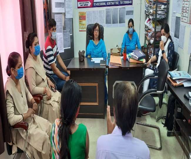 Women Protection Cell: महिलाओं से जुड़ी समस्याओं का हाथों-हाथ समाधान कर ...
