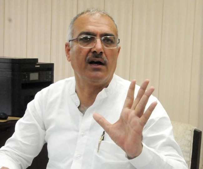 करनाल-पानीपत सांसद भाटिया पर असभ्य शब्दावली के प्रयोग का आरोप, वीडियो ...