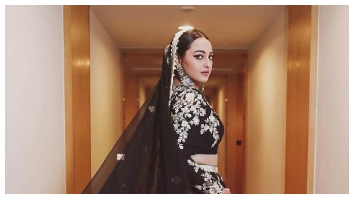 Sonakshi-Zaheer Wedding: इस आउटफिट में शादी करेंगी सोनाक्षी! फंक्शन में ...