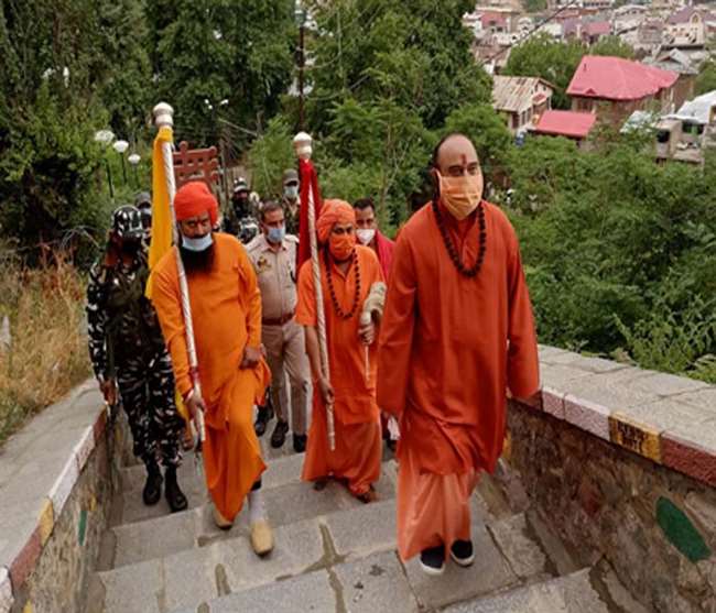 Baba Amarnath Yatra: कश्मीर के अमरेश्वर मंदिर में बाबा अमरनाथ की पवित्र ...