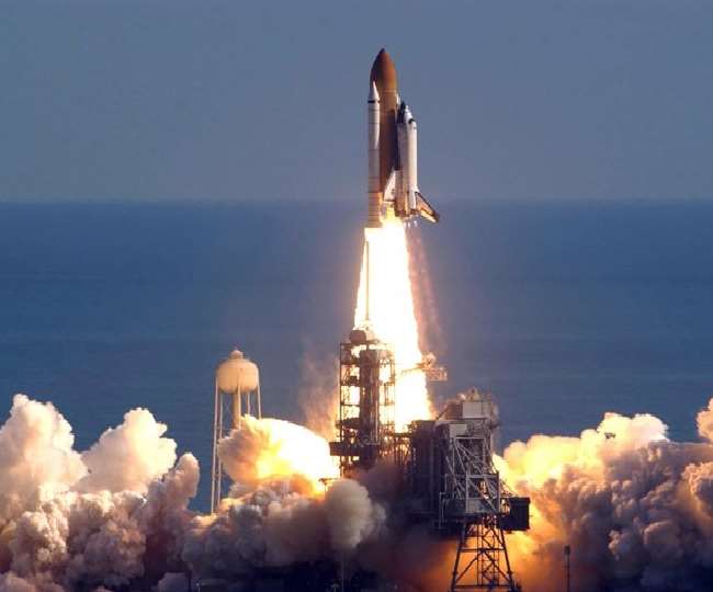 China Mars Mission : मंगल ग्रह पर बर्फ का पता लगाएगा चीन, अंतरिक्ष में ...