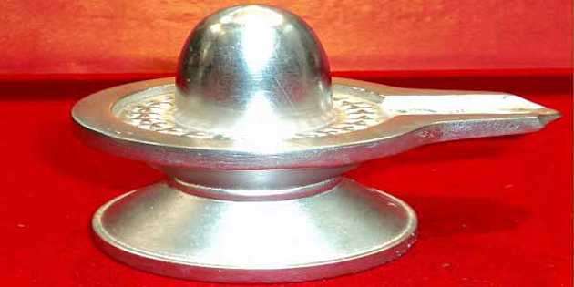 Sawan 2021: श्रावण मास में ऐसे करें पारद शिवलिंग का पूजन, महादेव होंगे ...