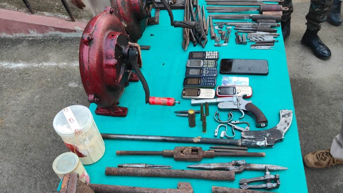 मेड इन मुंगेर के ट्रेनर: भागलपुर में पकड़ी गई गन फैक्ट्री में दी जा रही ...