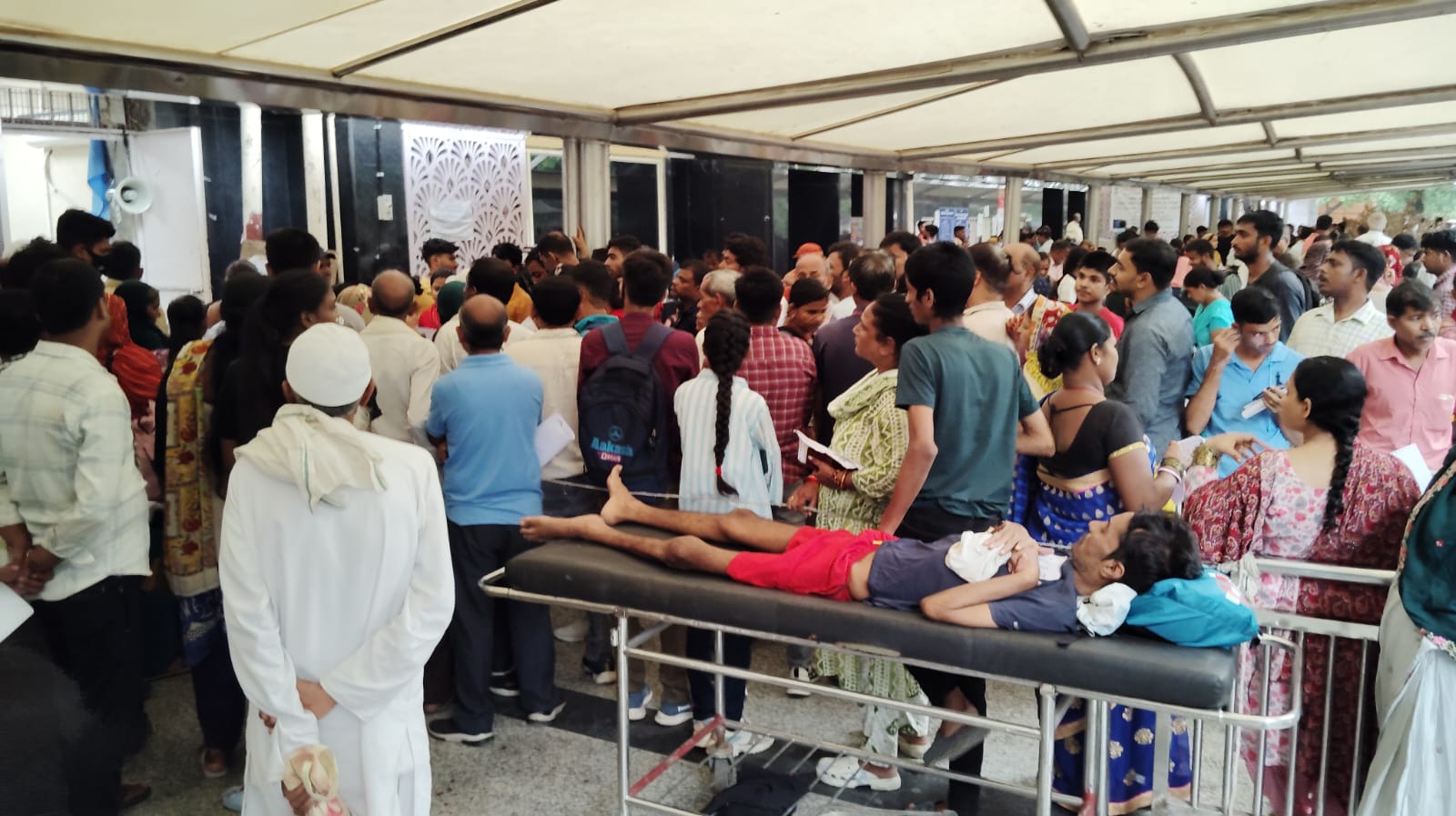 11 दिन बाद काम पर लौटे डॉक्टर, AIIMS-सफदरजंग सहित सभी अस्पतालों में OPD सेवा बहाल; मरीजों की लगी ...