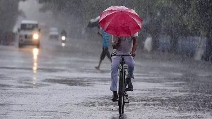 Jharkhand Weather: झारखंड के लोगों को अभी बारिश से नहीं मिलेगी राहत, IMD ने जारी किया ऑरेंज ...