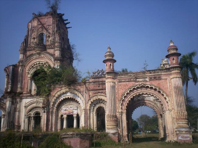 राजनगर की ऐतिहासिक धरोहरों को आज भी उद्धारक का इंतजार, क्षेत्र के विकास ...