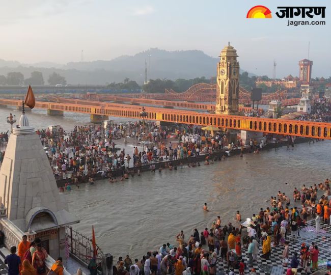 India Holy Rivers: देश की इन पवित्र नदियों में स्नान करने से पापों का ...